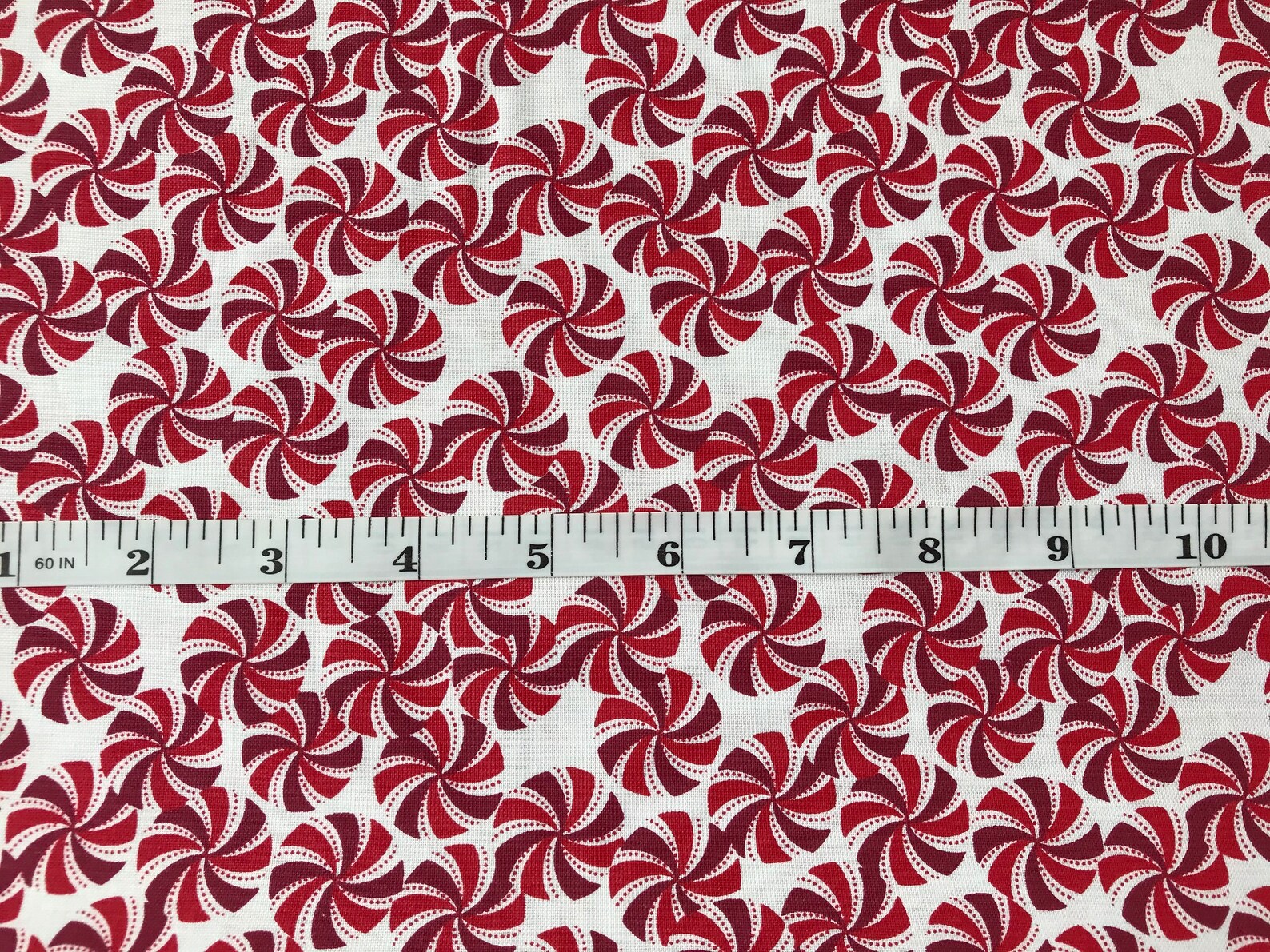 Red Peppermint Candy on White Candies Peppermints 100% Cotton Fabric FQ ...