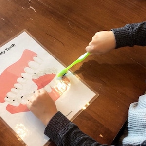 I Can Brush My Teeth Printable Mat, Brushing Teeth, Community Helpers ...