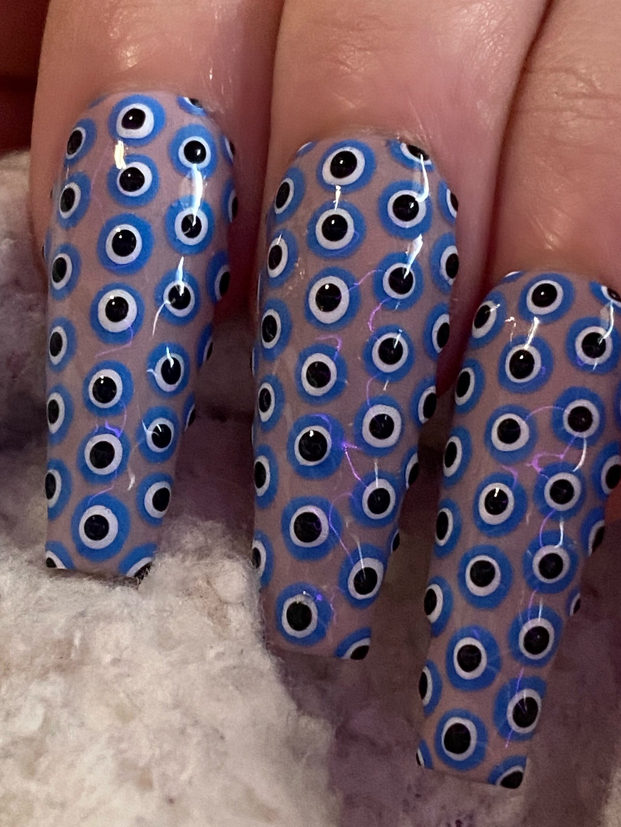 Mini Evil Eye Press-ons - Etsy