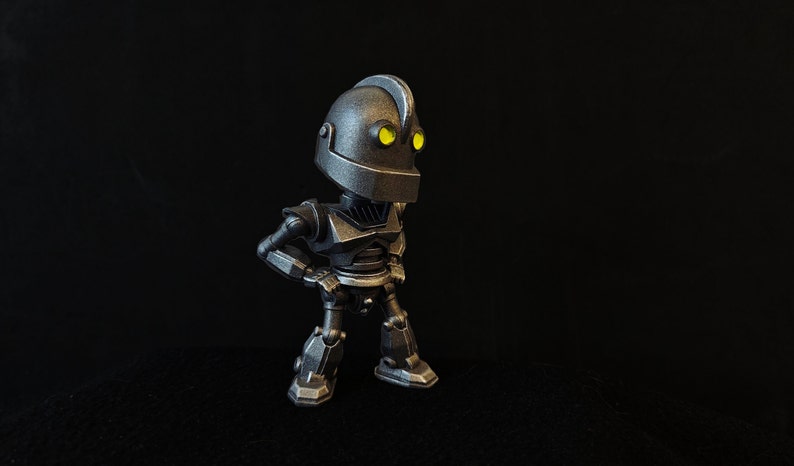 Iron Giant Chibi Statue Resin Model Kit Movies Collector Resin Kit ...