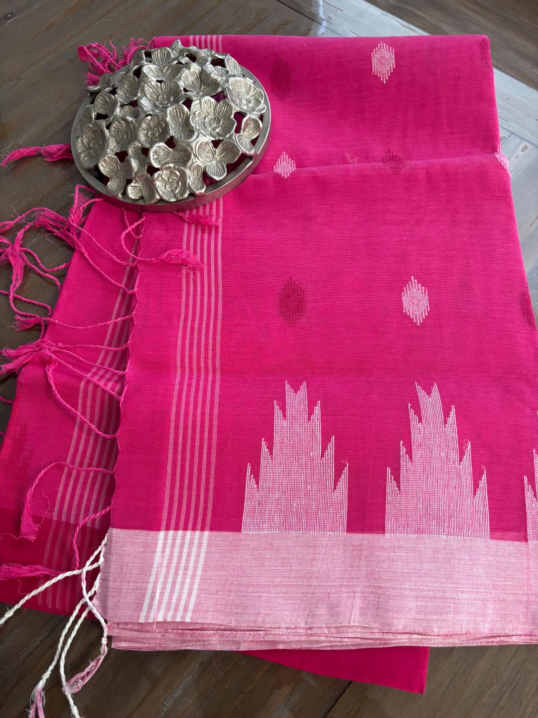 Pink Handloom Pure Cotton Monipuri Saree: Monipuri Temple Border, Woven ...