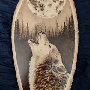 Hand Burned Wolf Howling at the Moon Wood Burning on Basswood Oval With ...