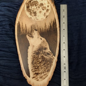 Hand Burned Wolf Howling at the Moon Wood Burning on Basswood Oval With ...