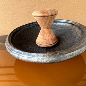 Handmade Earthenware Grinding Bowl With Wooden Grinder - Asanka Tapoli ...