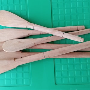Handmade Wooden Fufu Paddle/ WOODEN SPATULA.: West African Cooking Tool ...