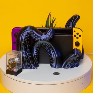 Kraken Tentacle Octopus Switch Dock Cover | Holoprops | Custom Switch ...