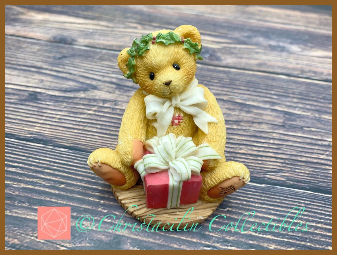 Vintage Figurine | 1998 Margy “i’m Wrapping up a Little Holiday Joy to ...