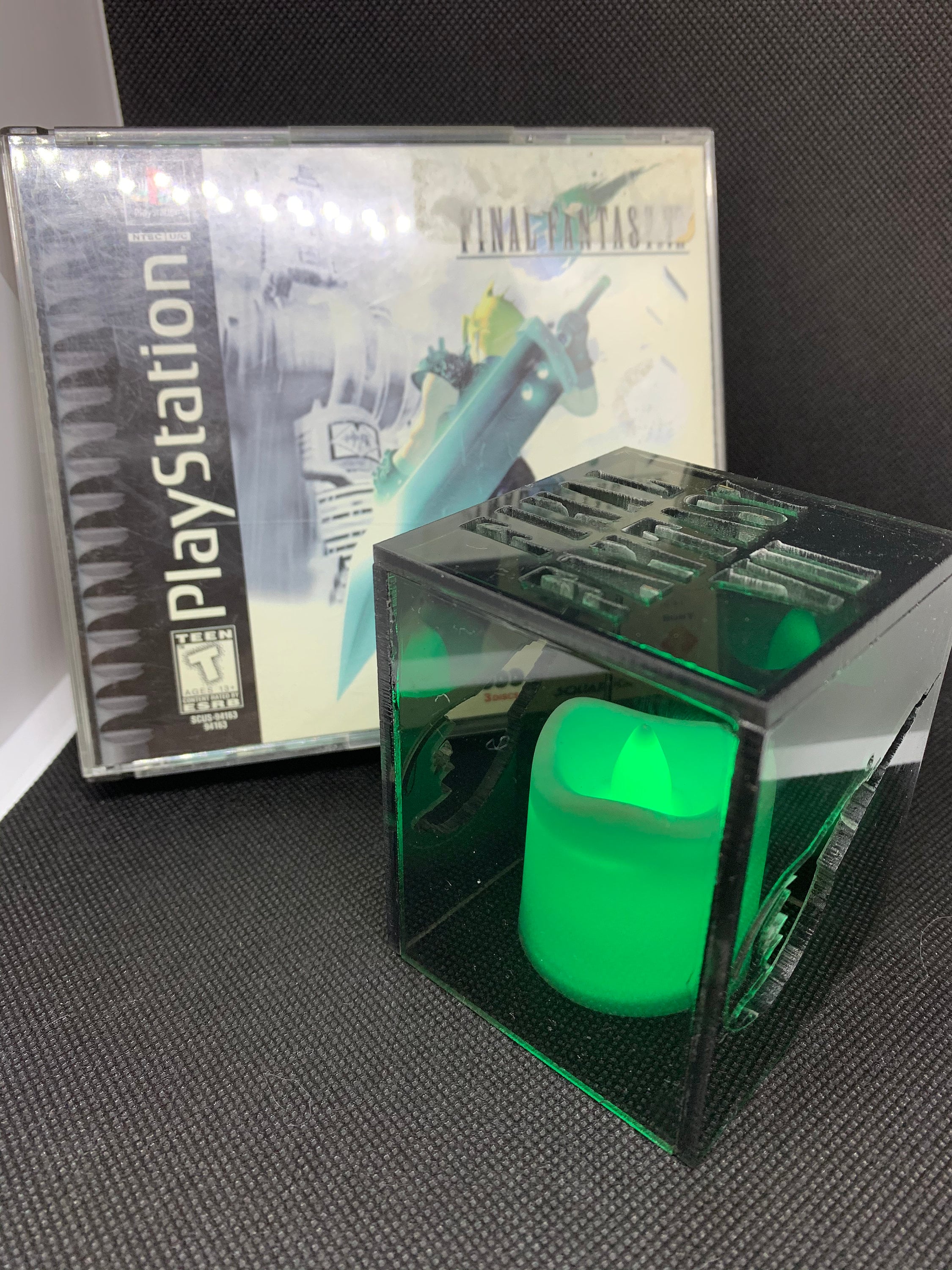 Final Fantasy VII (7) Black Meteor Holy Logo Lantern W/ Green Light - Etsy