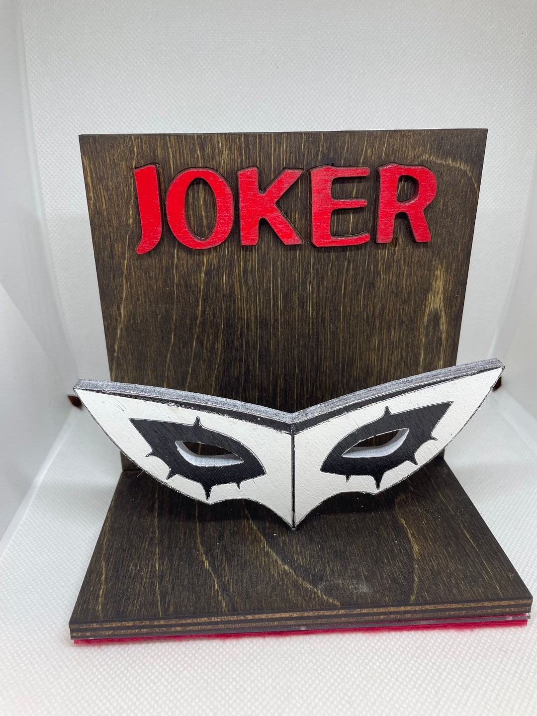 Persona 5 Royal Bookends | Phantom Thieves Mask Design With Non-slip ...