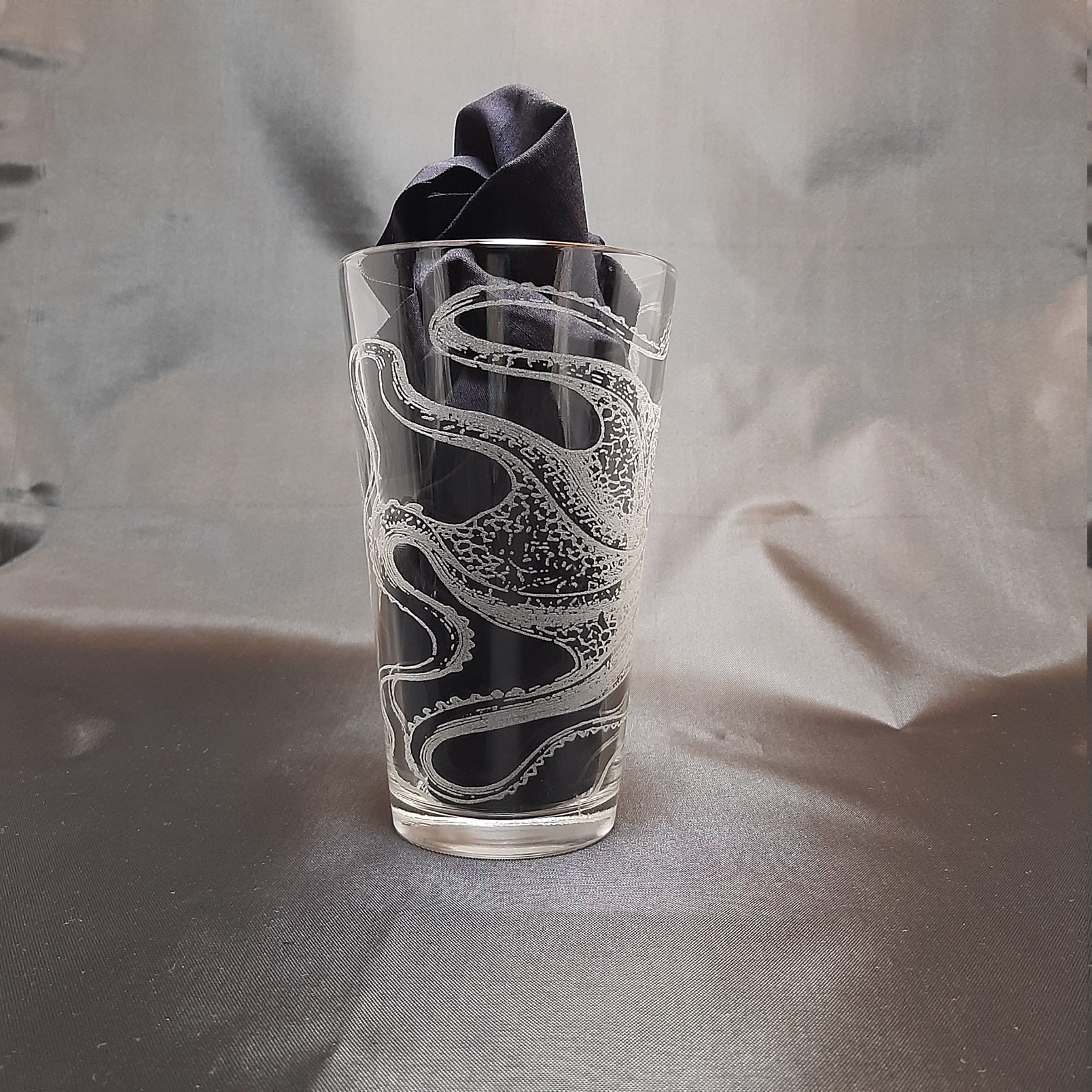 Octopus Full Wrap Pint Glass - Vintage Illustration - Laser Etched ...