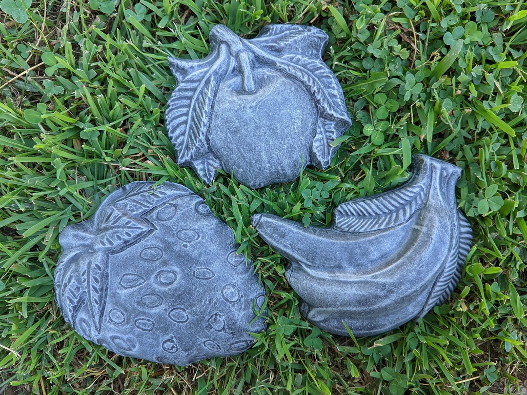 Stone Fruit Hanging Statues - Apple, Banana, Strawberry - Wall Decor ...