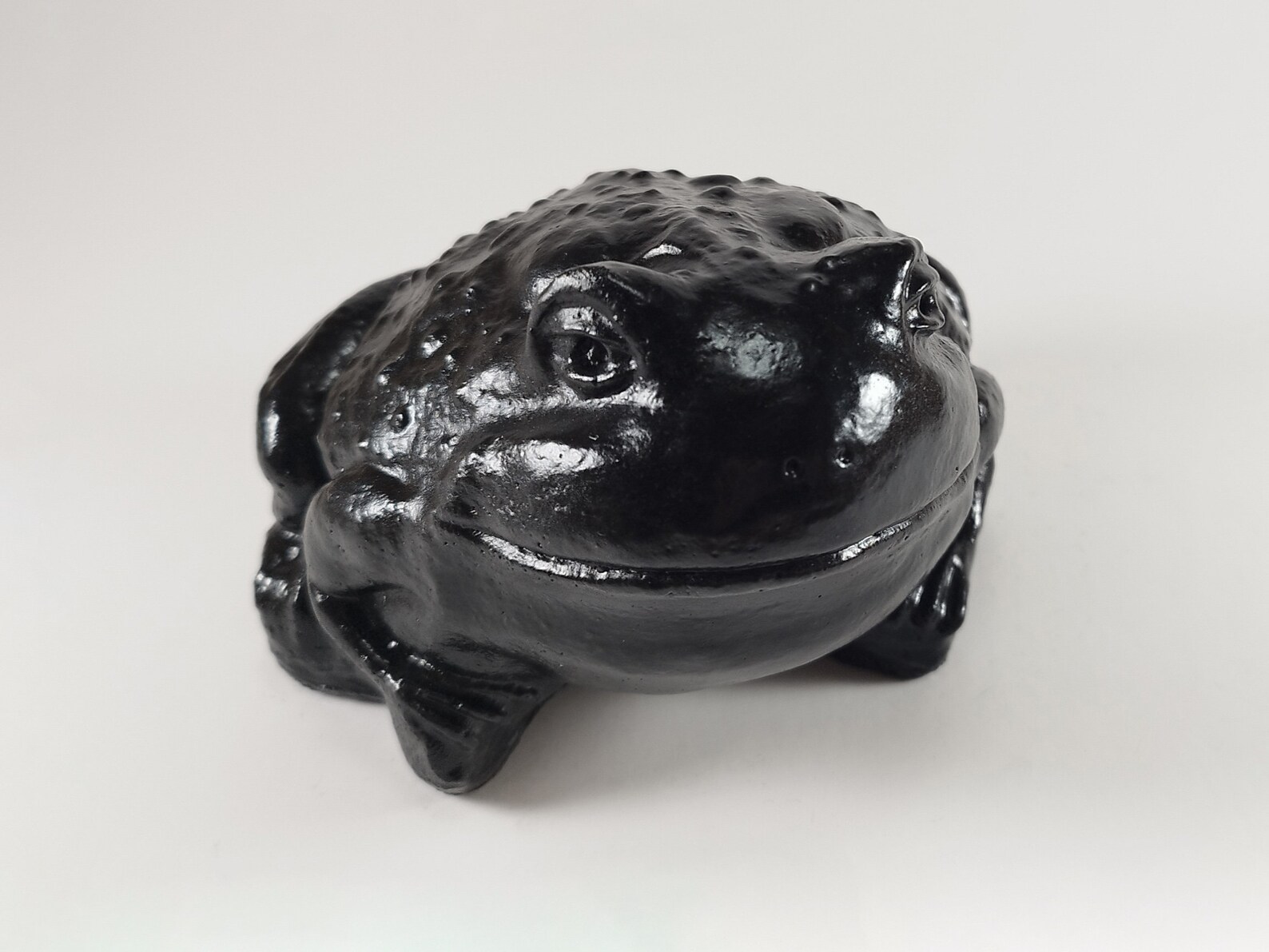 Chilled and Relaxed Toad Concrete Statue - Home or Garden Decor, Cement ...