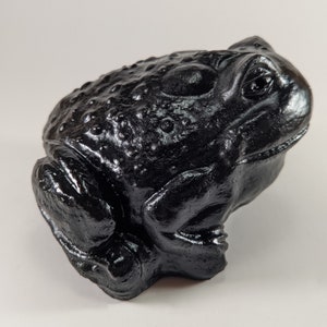 Chilled and Relaxed Toad Concrete Statue - Home or Garden Decor, Cement ...