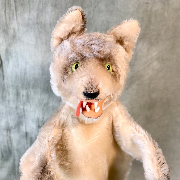 Wolf Hand Puppet - Etsy