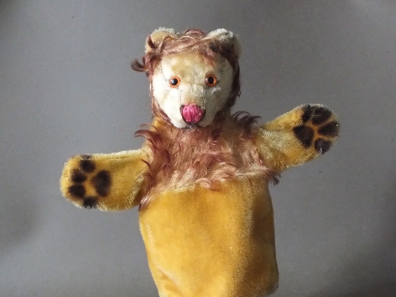 Steiff Leo lion puppet WITH button | Etsy