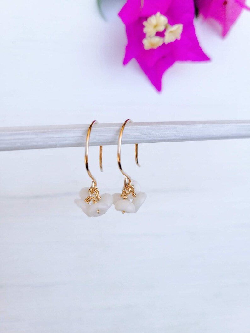 Hawaiian Puka Shell Tiny Flowers Earrings Dangle Earring - Etsy