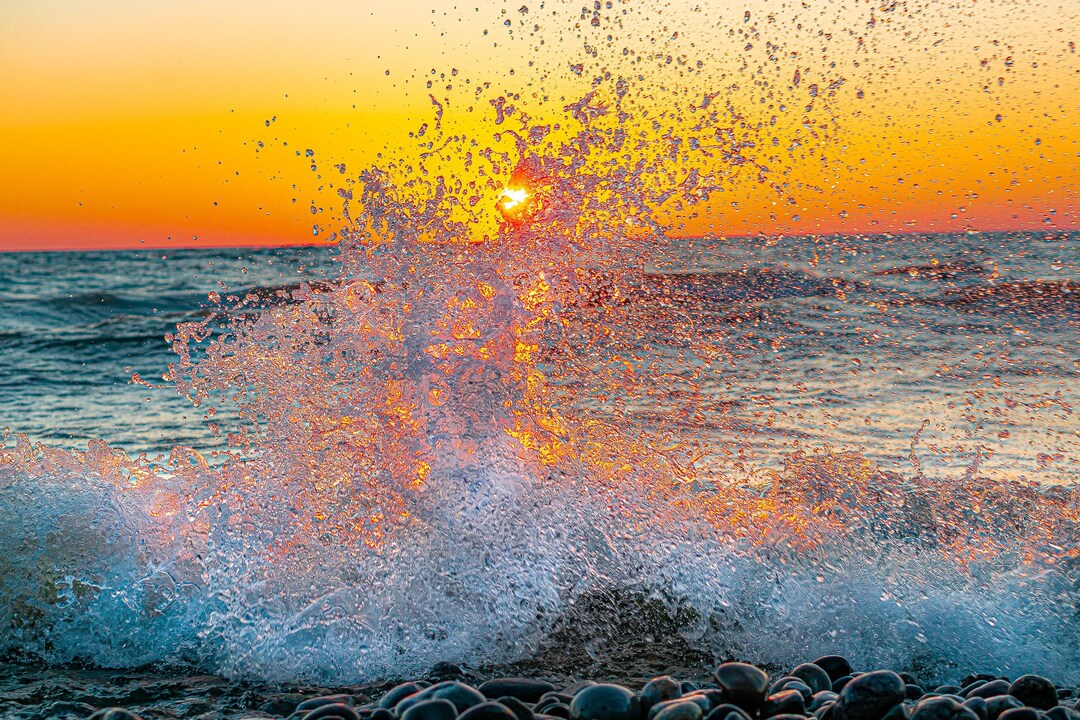 Water Splash Photography at Sunset - Michigan Beach Photography - Gets ...