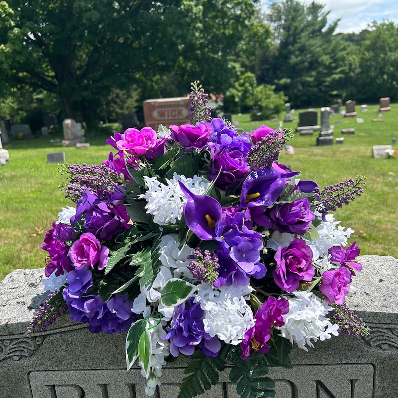 Headstone Spray - Etsy