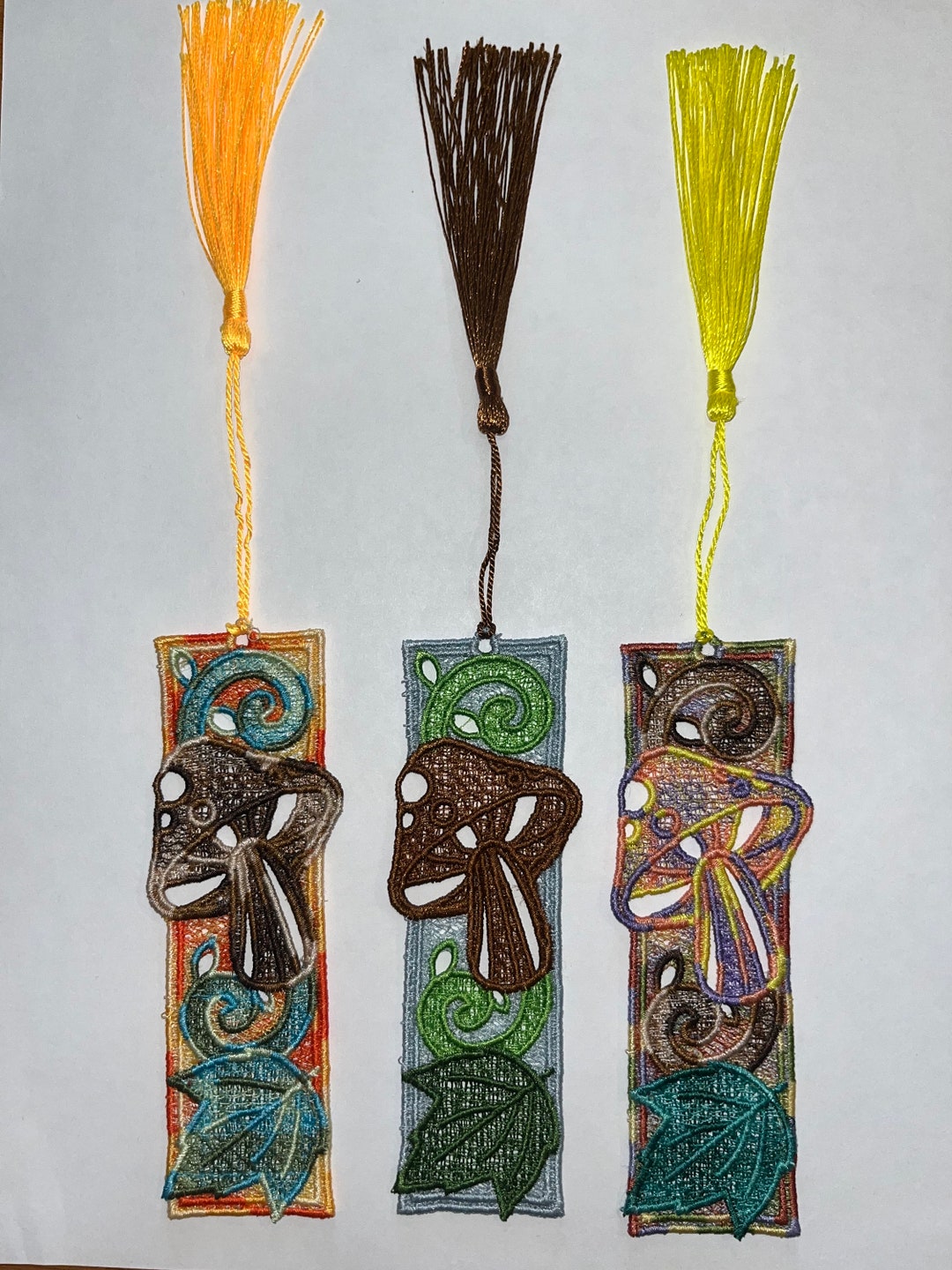 Mushroom Bookmark Handmade Freestanding Lace FSL 5 Inches Tall With 4 1 ...