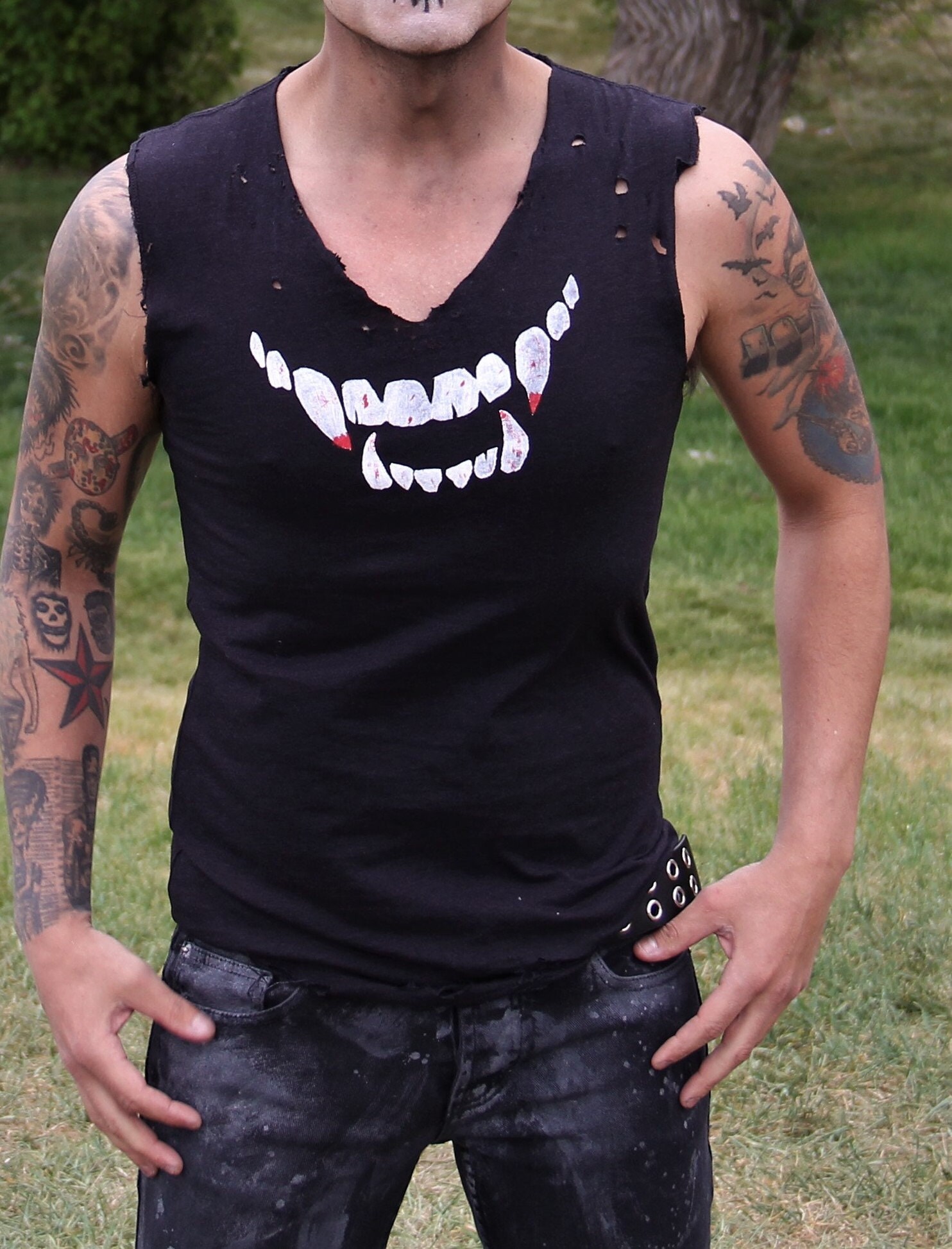 Creepy Smile Fangs Blooded T-shirt Handmade Distressed - Etsy
