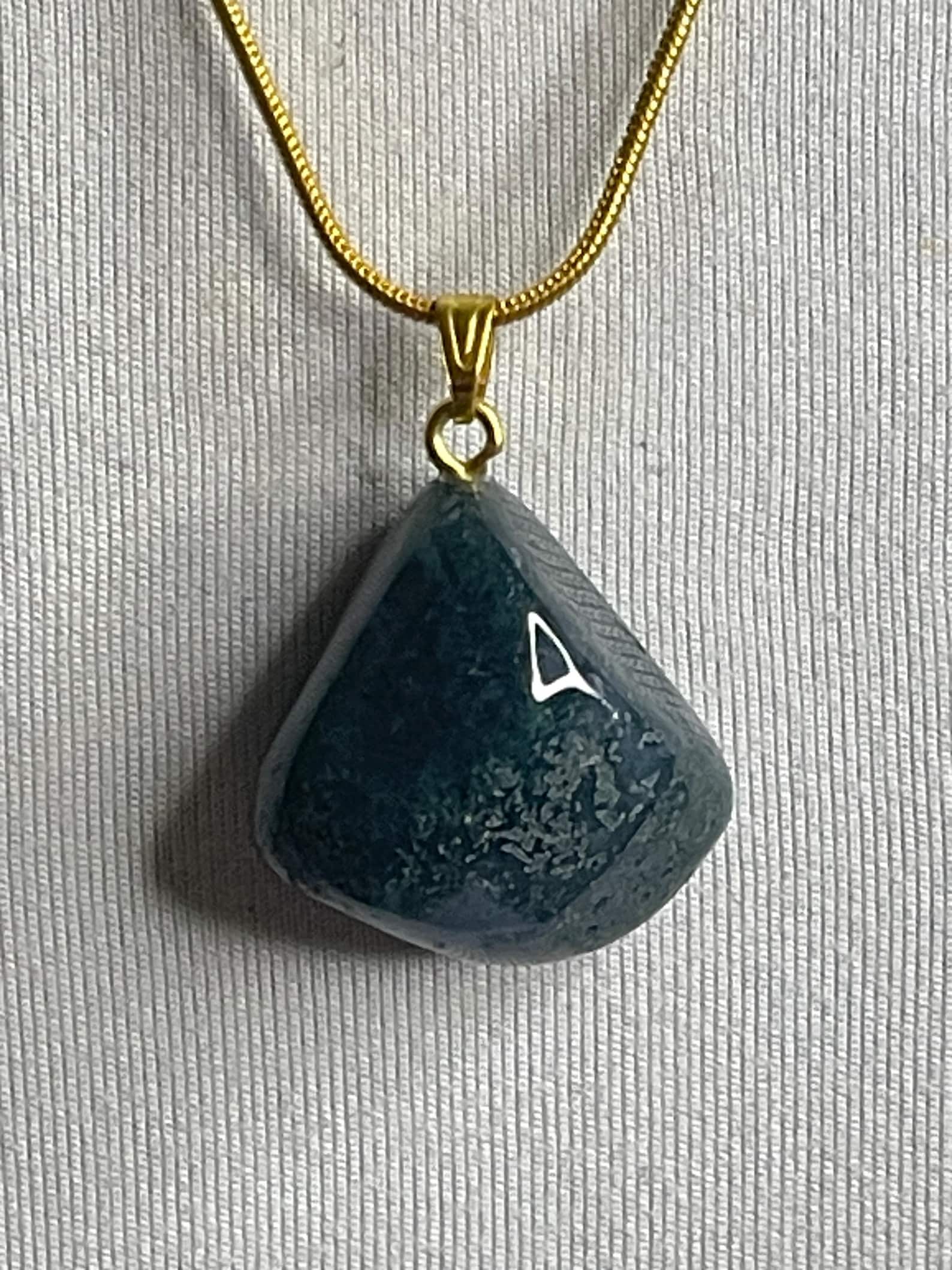A Favorite Gemstone of Mine, the Moss Agate. Rutilated and Light ...