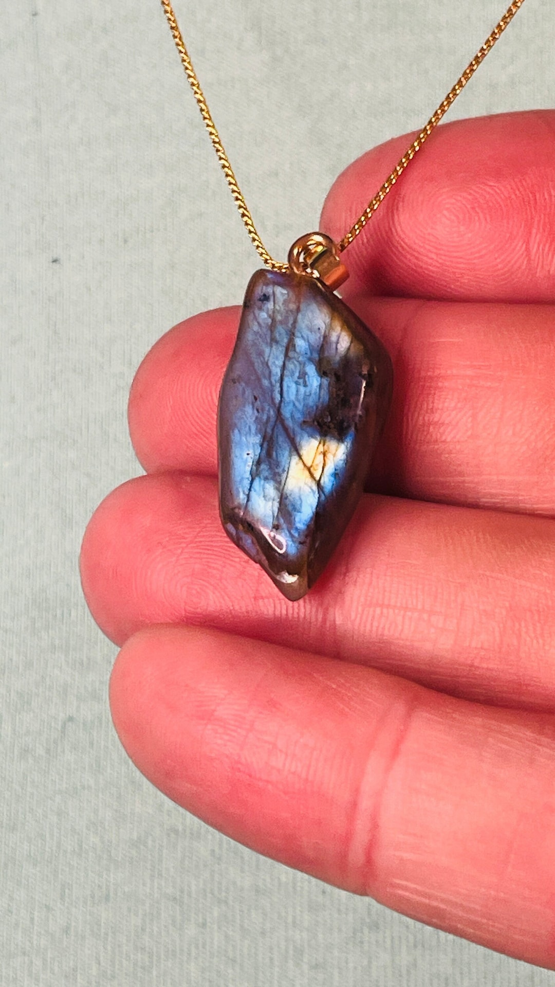 A Rainbow of Colors in This Awesome Piece of Labradorite Gemstone Found ...
