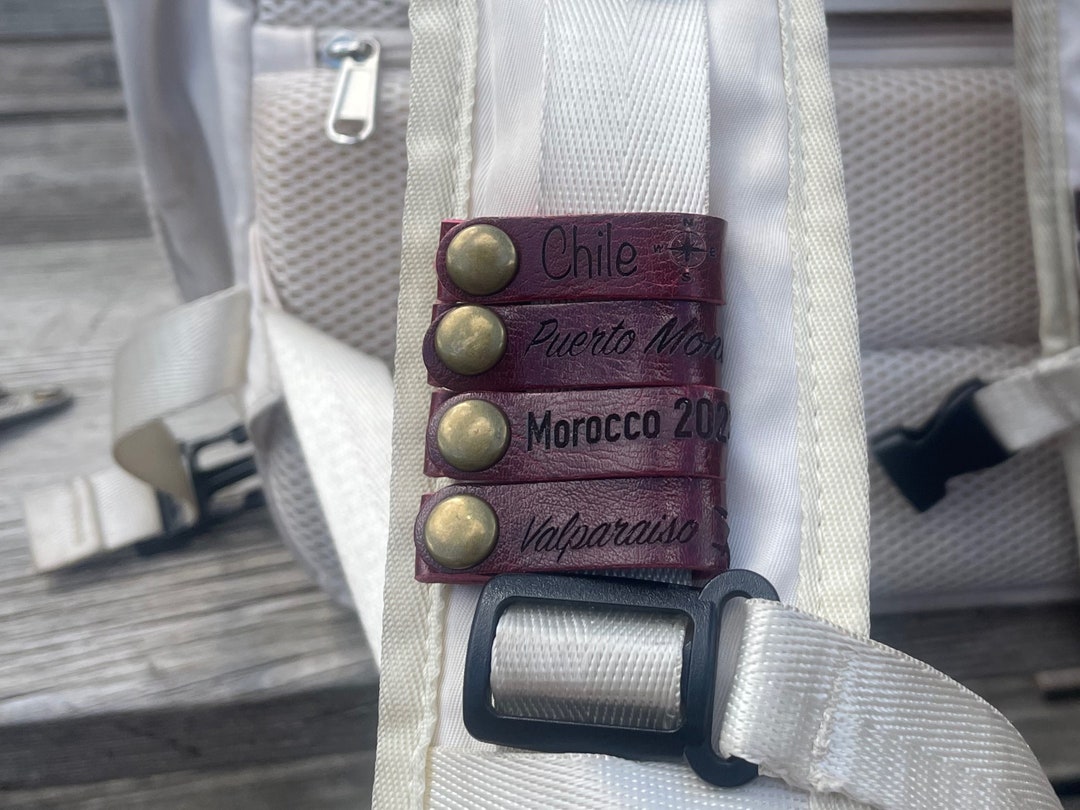 Souvenir Vacation Gifts for Travelers - Perfect Travel Lover Gift ...