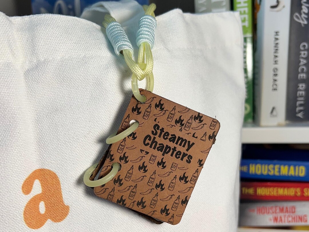 Spicy Romance Book Reading Tracker | Perfect Gift for Smutty Book Lovers & Book Club Members ...