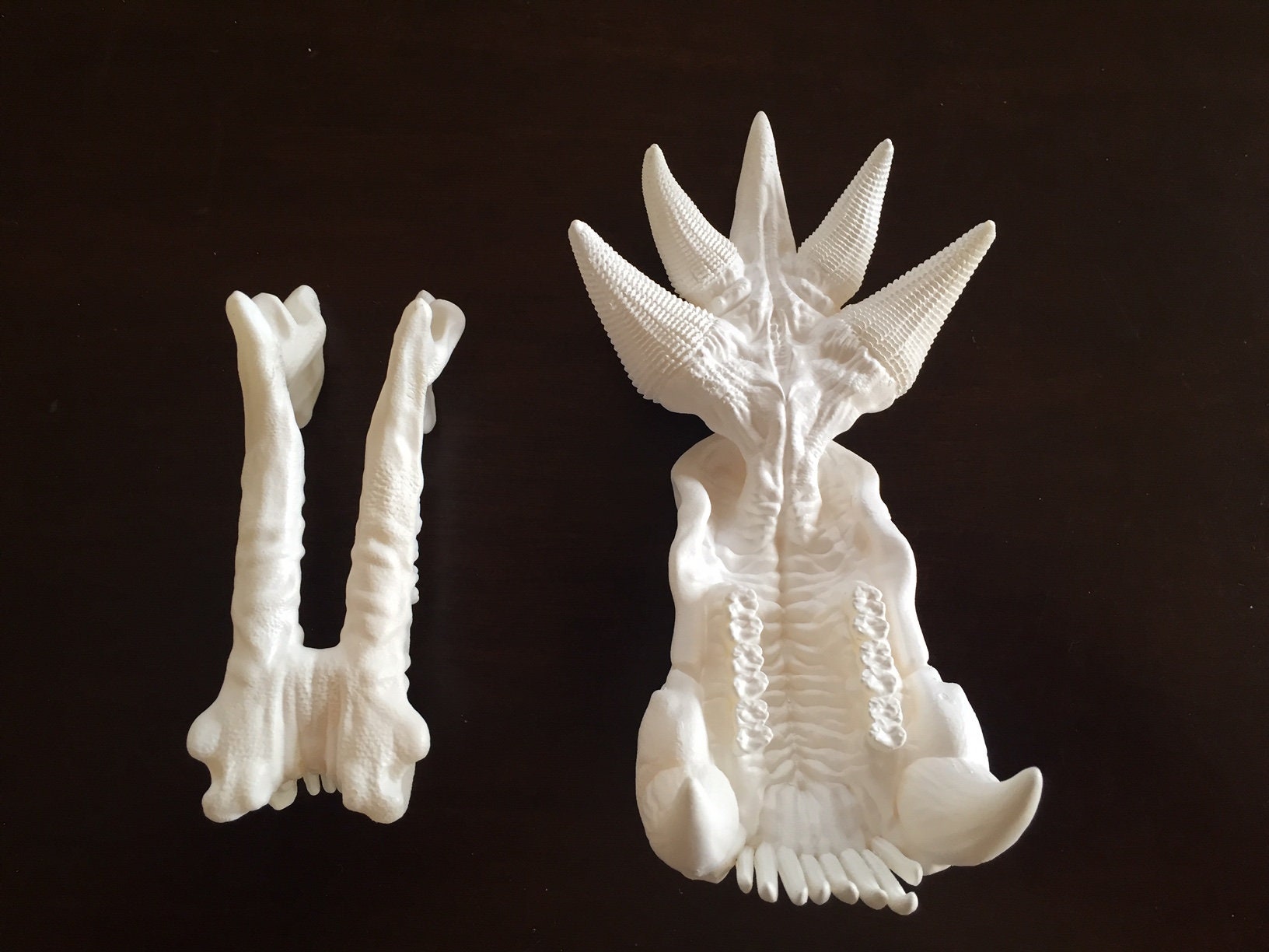 Predator 2 Trophy Room Inspired shovel Jaw Skull - Etsy UK