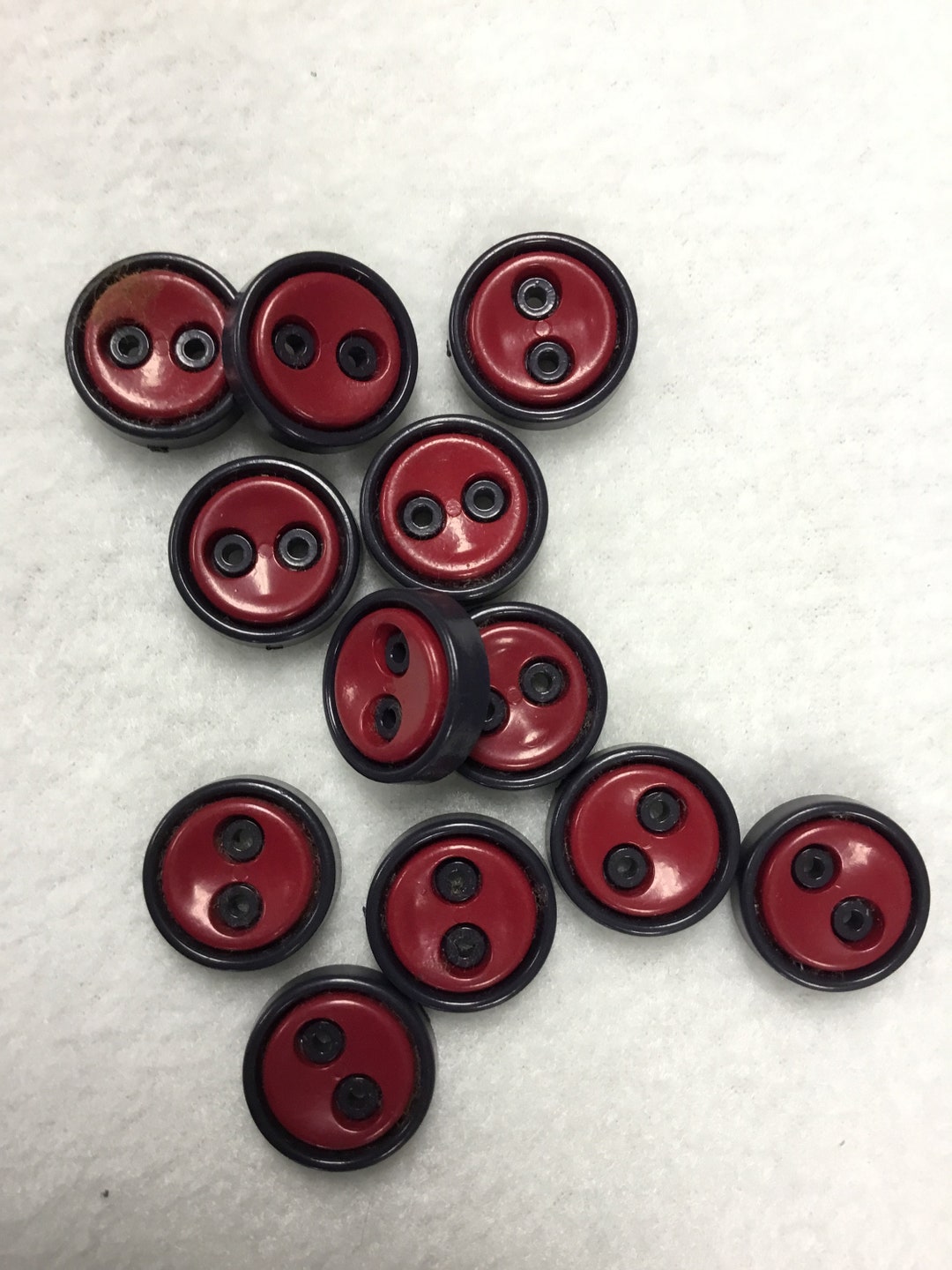 Vintage Red and Black Sew on Buttons 12 Count-old New Stock-3/4 Inch ...