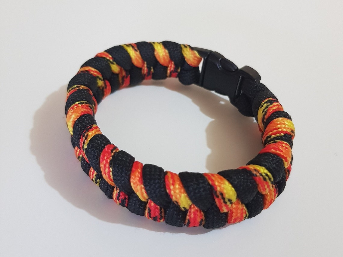 Custom Paracord Bracelet Fishtail Weave - Etsy