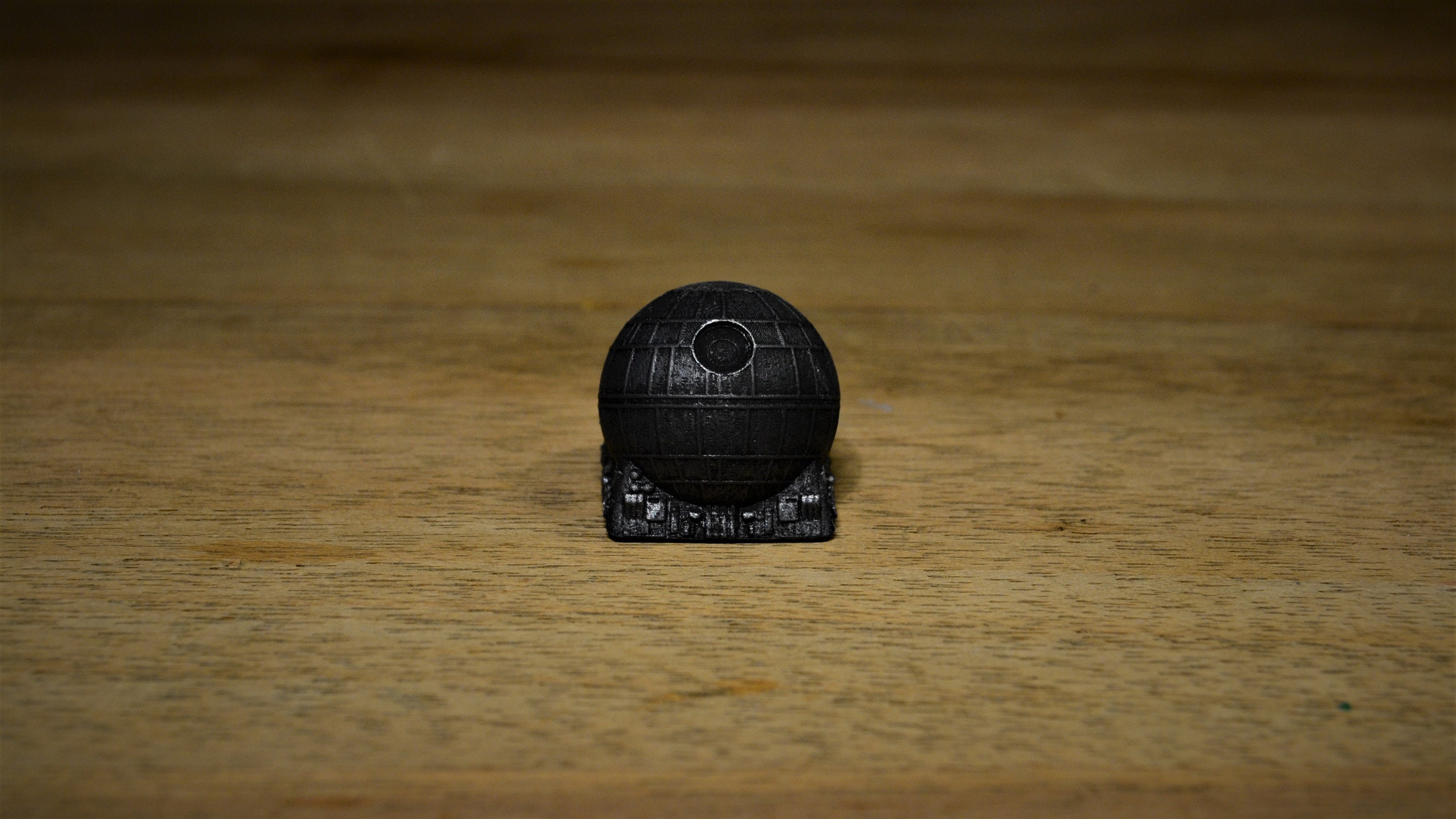 Stat War Custom Artisan Star Trek Resin keycap artisan keycap, Death ...