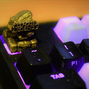 League of Legends - Artisan Custom Cherry MX Keycap - Etsy
