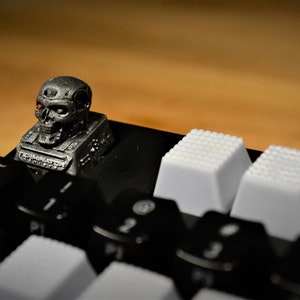 Terminator T800 - Artisan Custom Cherry MX Keycap - Etsy