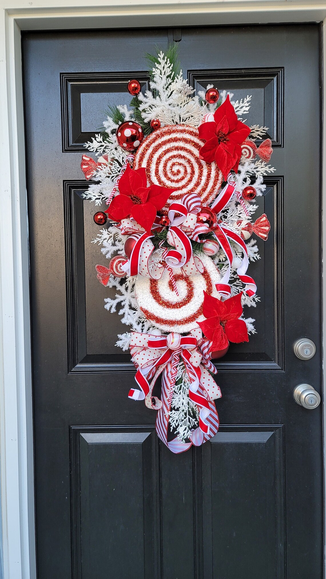 X-large Peppermint Candies Teardrop Wreath Swag, Christmas Red Velvet ...
