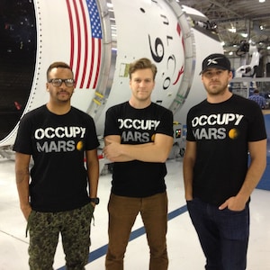 Elon Musk Occupy Mars T-shirt - Etsy