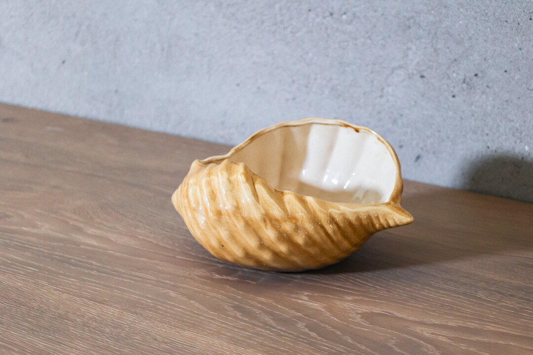 Vintage Ceramic Shell Bowl - Etsy