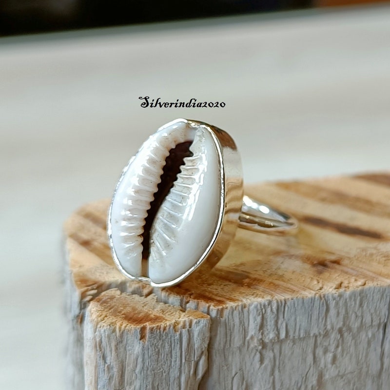 Cowrie Shell Ring - Etsy