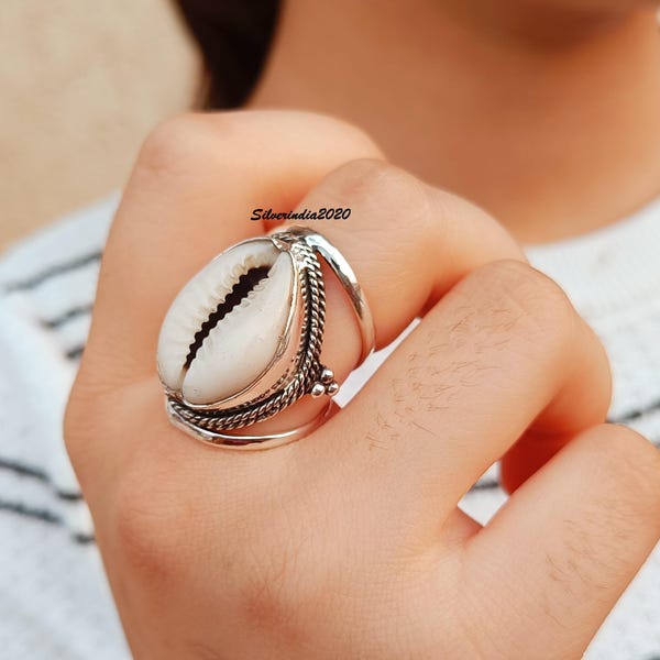 Cowrie Shell Ring - Etsy