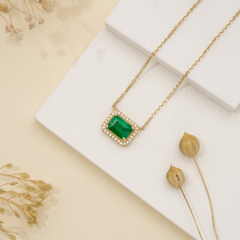 Natural Diamond and Emerald Handmade Gold Necklace Diamond - Etsy