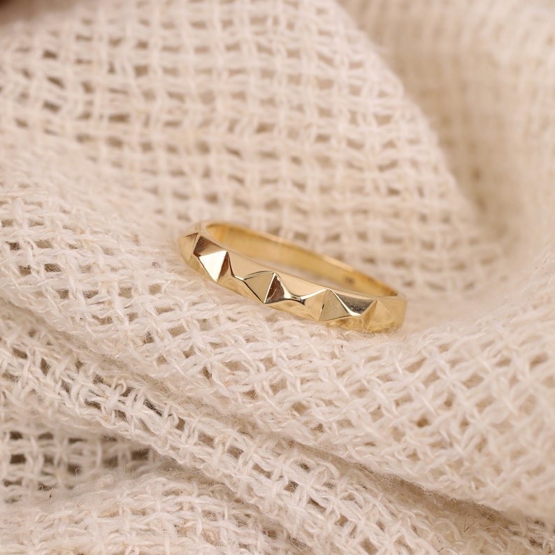 14k Solid Gold Spike Ring Stackable Ring Studded Gold Ring - Etsy