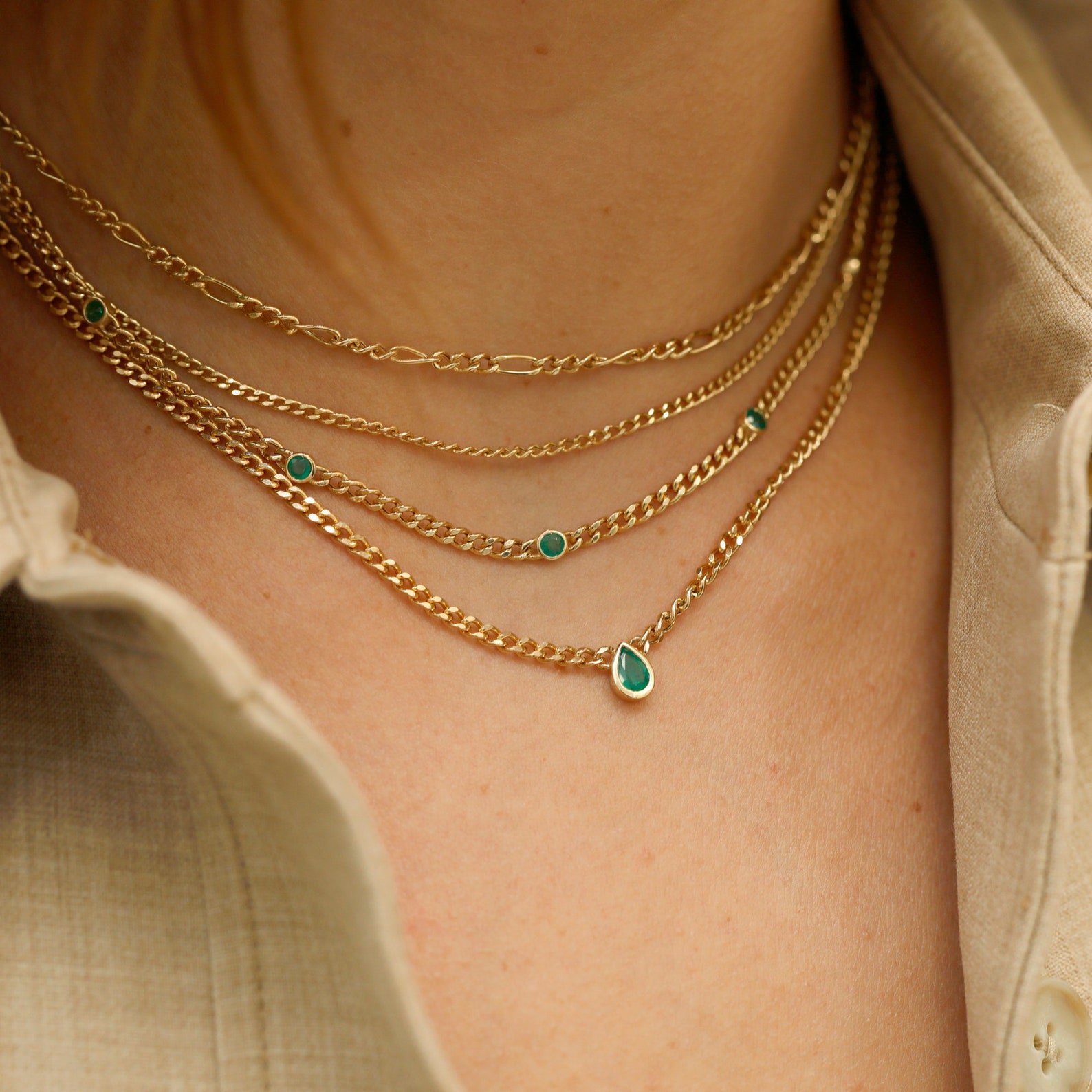 14k Gold Emerald Necklace, Cuban Chain Choker, Trendy Curb Link Design ...