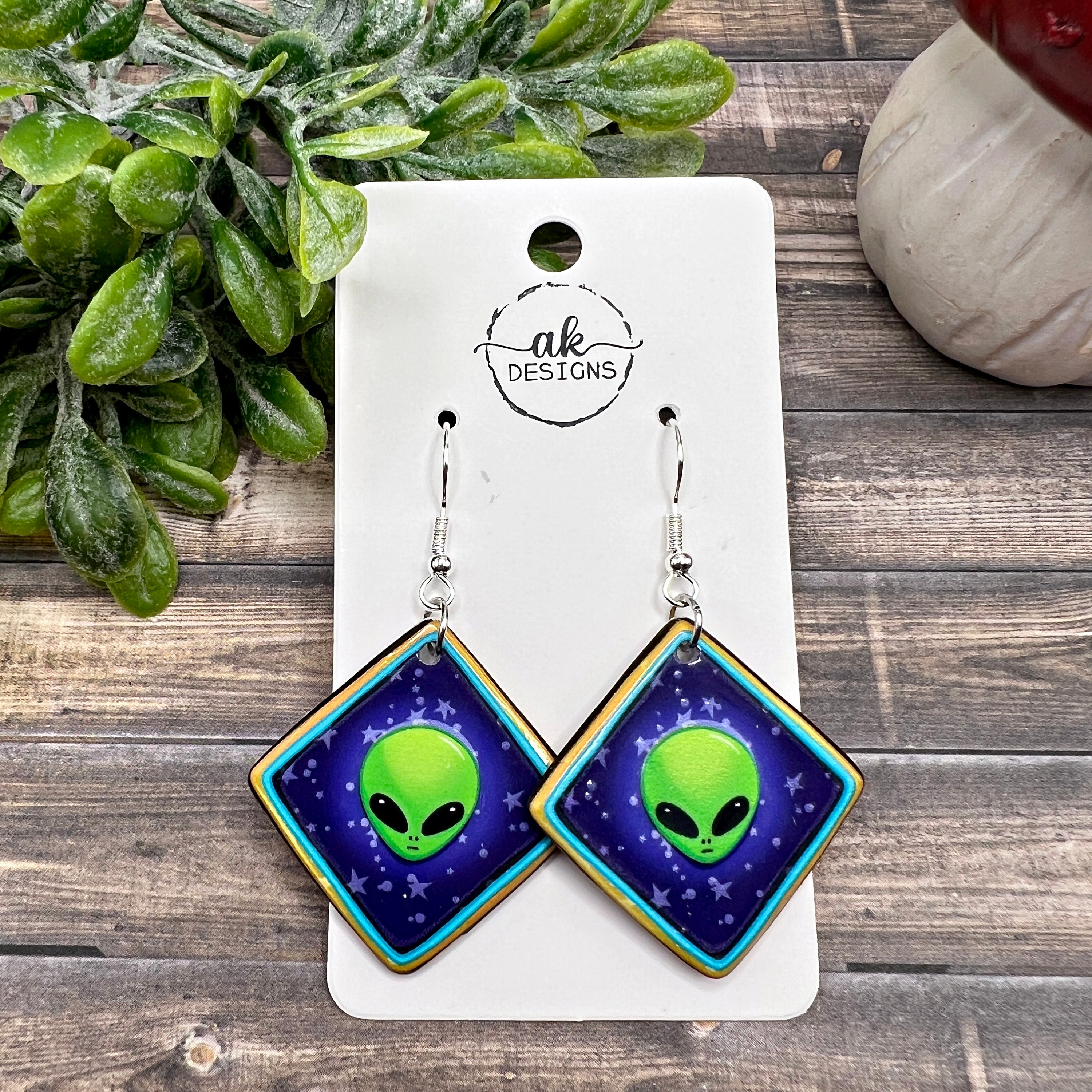 Alien Abduction UFO Spaceship Lightweight Acrylic Dangle Earrings ...