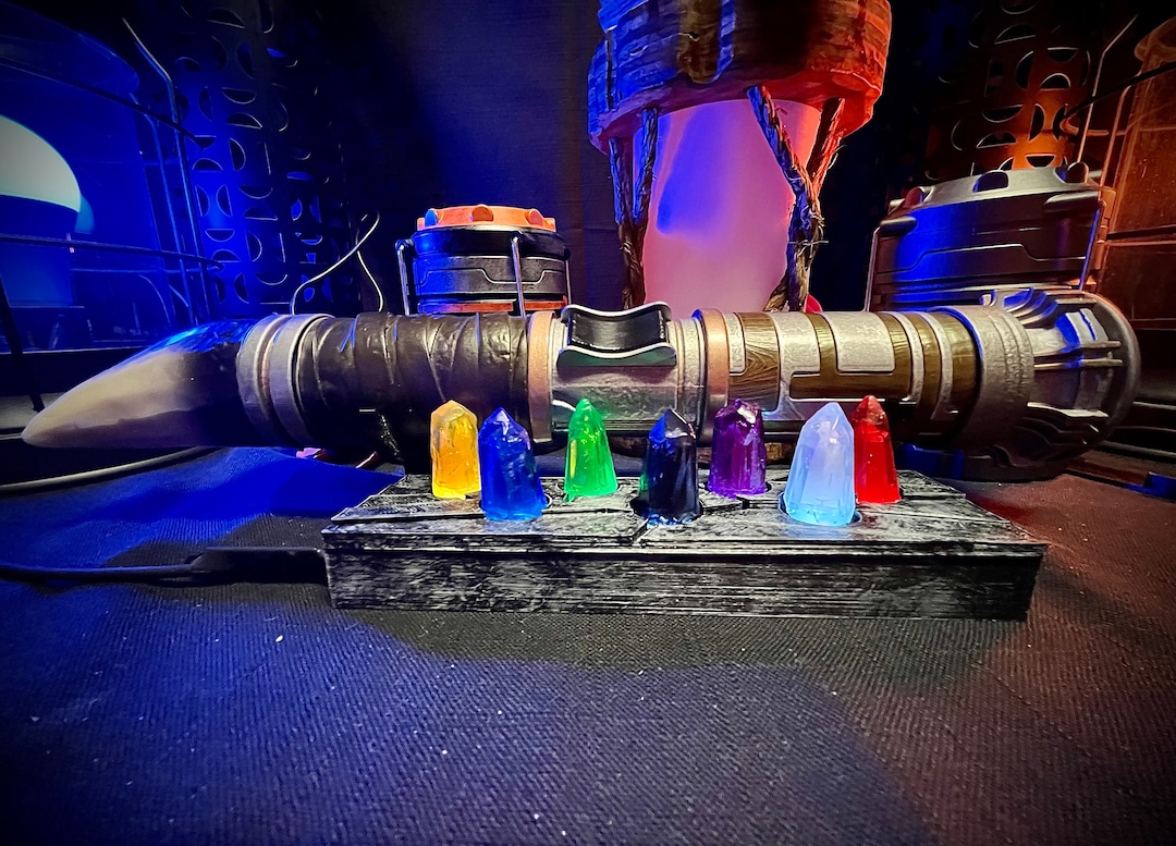 Lightsaber Kyber Crystal Stand With LED Strip - Etsy