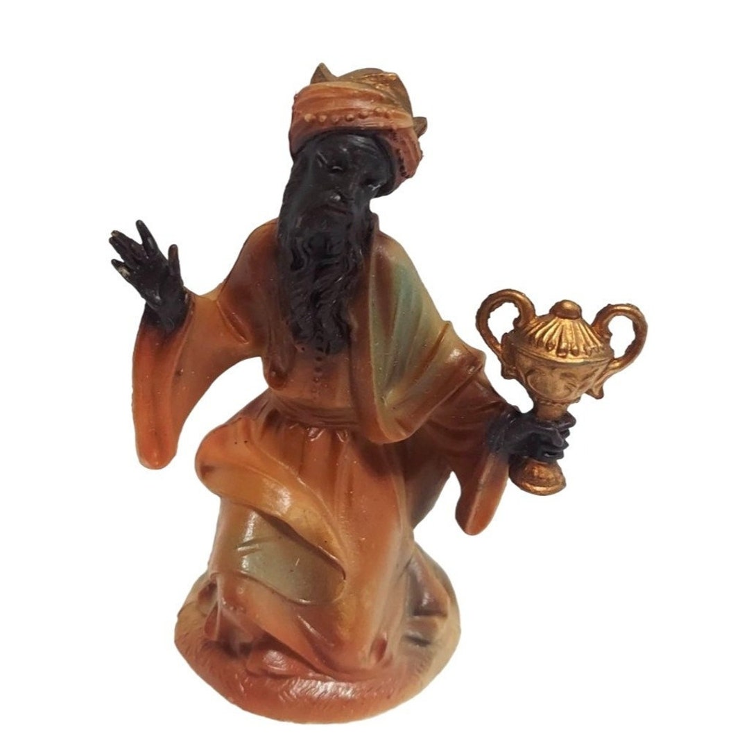 1 Wise Man Men King Figure Nativity Plastic Seated Kneeling Gold Gift ...