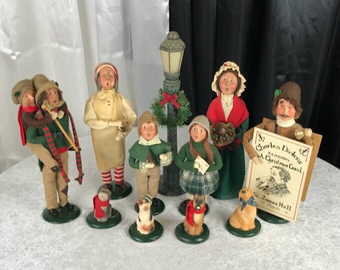 Byers' Choice Carolers Collection of 11 Including Adults, Children and ...