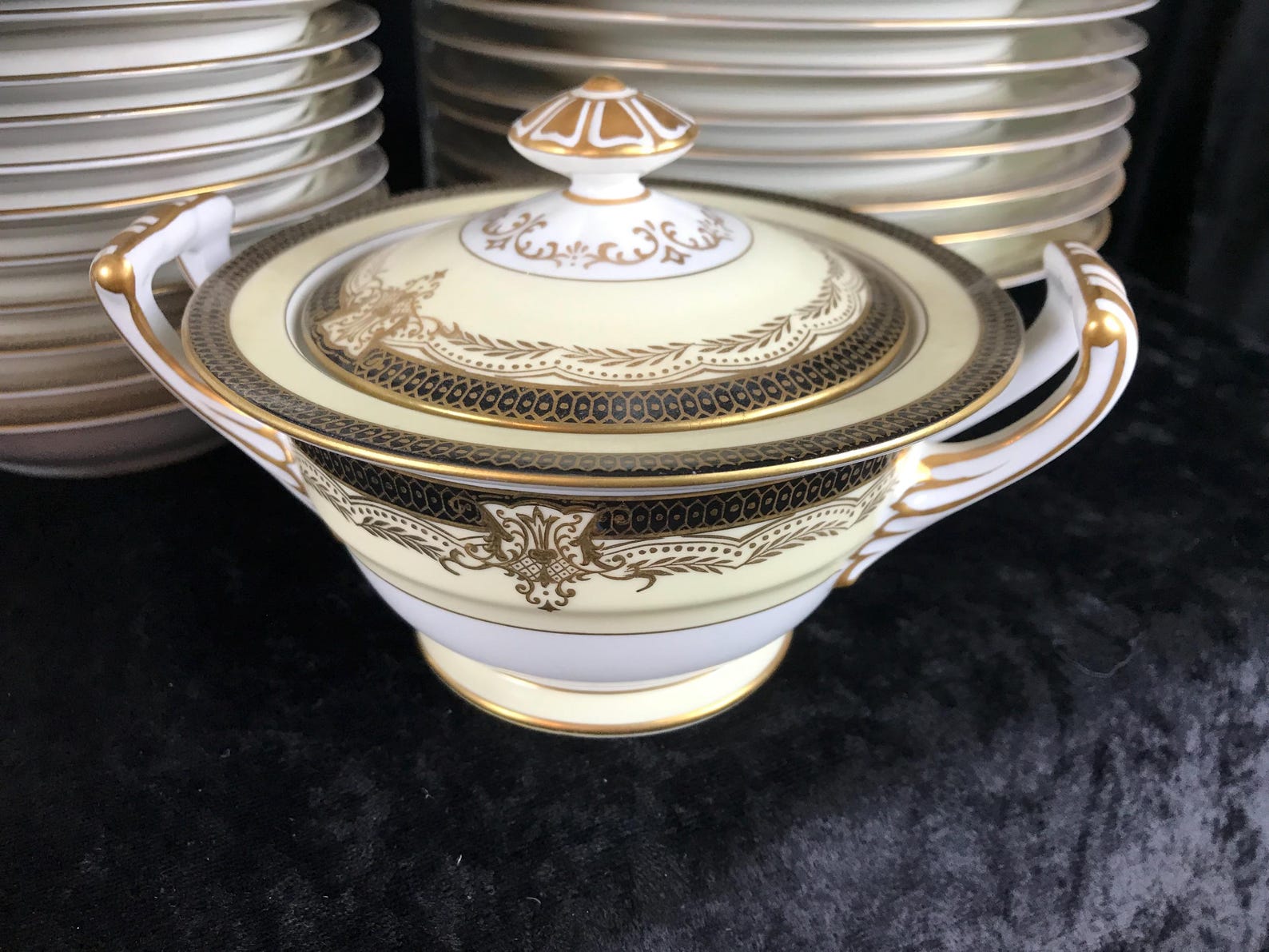 91pc Noritake Valiere 4981 Dinnerware Service for 12 - RARE Occupied ...