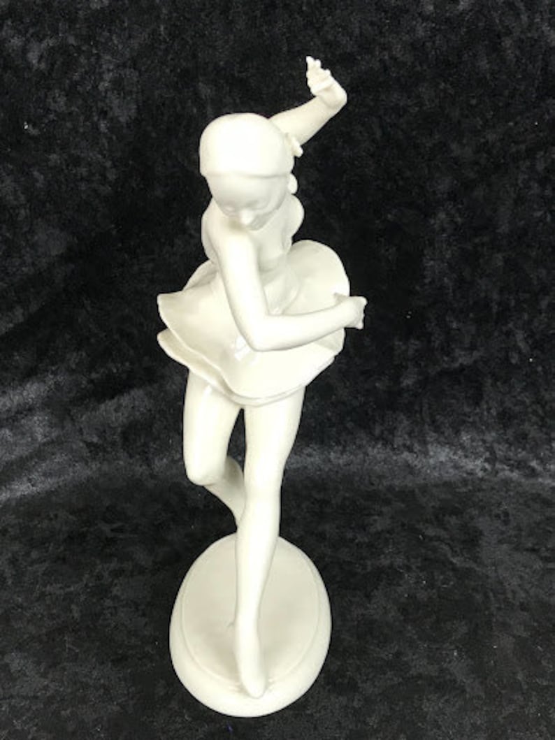 Vintage Hutschenreuther Porcelain Dancer Ballerina Statue / - Etsy