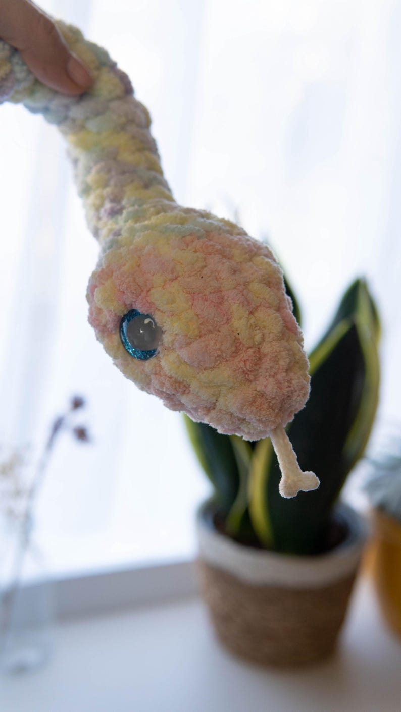 Snake Crochet PATTERN, No-sew No Wire Spiral Snake, Beginner Friendly ...