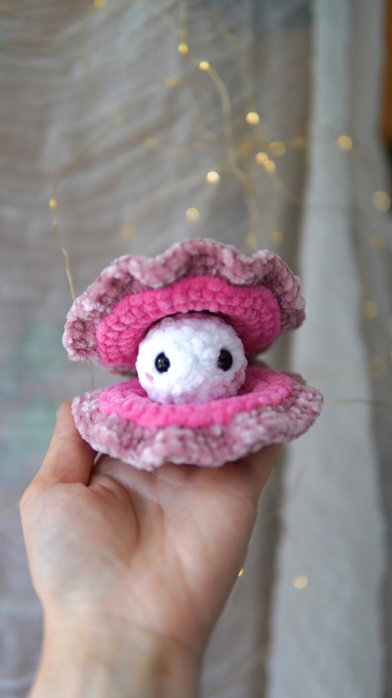 Plush Oyster No-sew Crochet PATTERN, 2 in 1 Pretty and Creepy Halloween ...